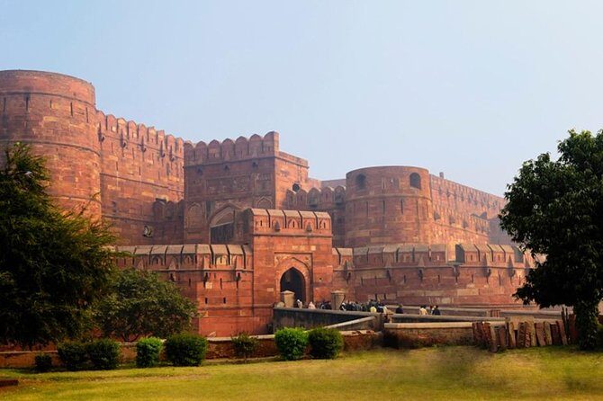 Same Day Agra Tour by Gatimaan Express - The Itinerary: A Day of Highlights in Agra