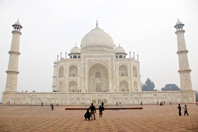 Same Day Agra Tour from Delhi by surface - The Taj Mahal: Early Morning Magic