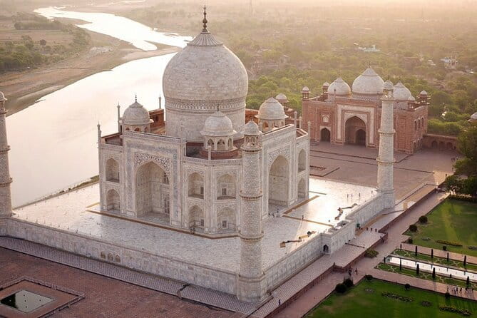 Same Day Agra Trip by Car from Delhi - All Inclusive - What Makes This Tour Stand Out?