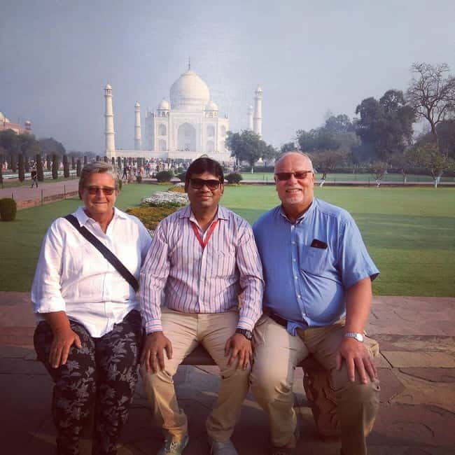 Same Day Taj Mahal/Agra Tour From Mumbai with Return Flights - FAQs