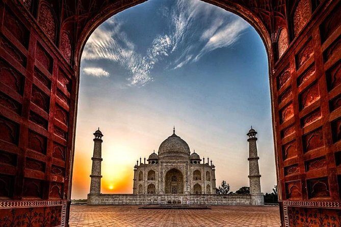 Same Day Taj Mahal by Bhopal Shatabdi train in First class coach - Who Will Love This Tour?