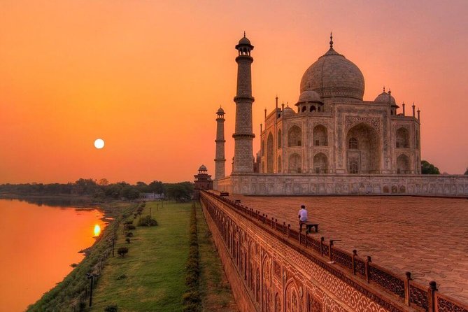 Same Day Taj Mahal Tour By Car from Delhi - Return to Delhi: The Long Drive Back
