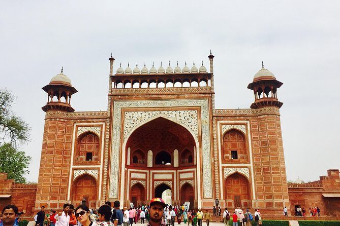 Same Day Taj Mahal Tour By Gatimaan Express Train - Final Words