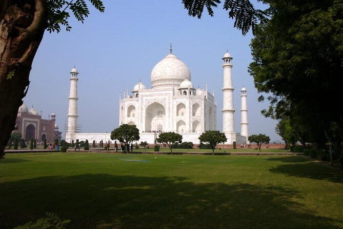 Same Day Taj Mahal Tour By Luxury Toyota Fortuner - Introduction