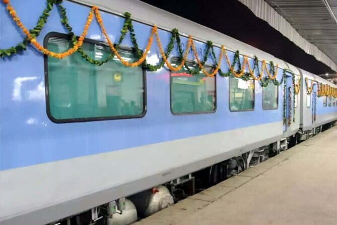 Same Day Taj Mahal Tour with Express Train - A Closer Look at This Taj Mahal Day Trip