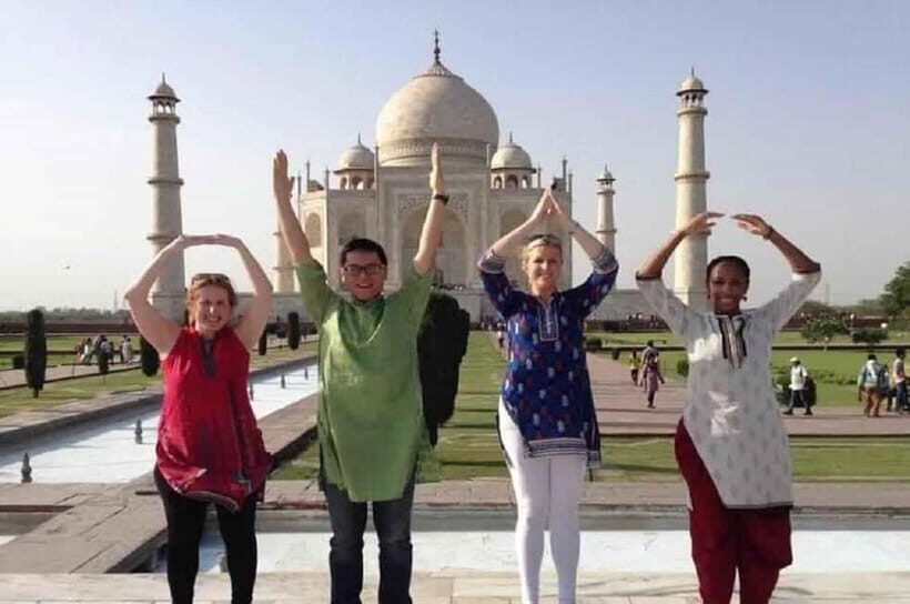 Same-day Taj Mahal Tour with SOS Elephant/Bear Sanctuary - Key Points