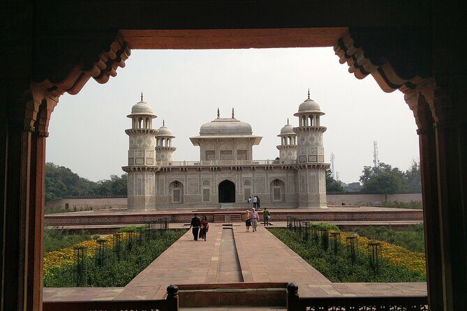 "SAME DAY" The City of Taj mahals Tour "The Taj...The Baby Taj and The Red Taj" - Authentic Experiences and Reviewer Insights