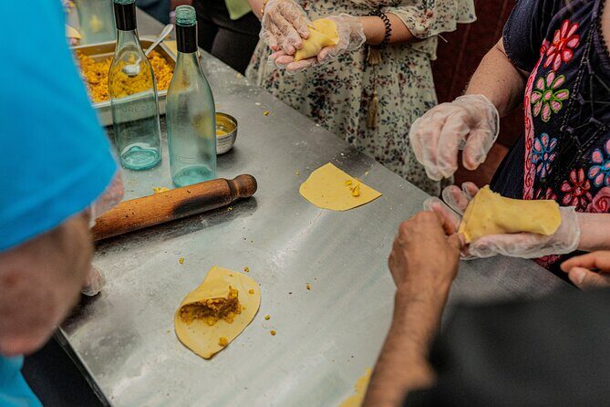 Samosa and Sips Cooking Class in Little India - Who Will Love This Experience?