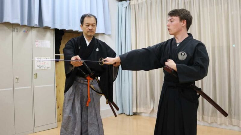 Samurai Experience: Art and Soul of the Sword - Mastering the Samurai Attire