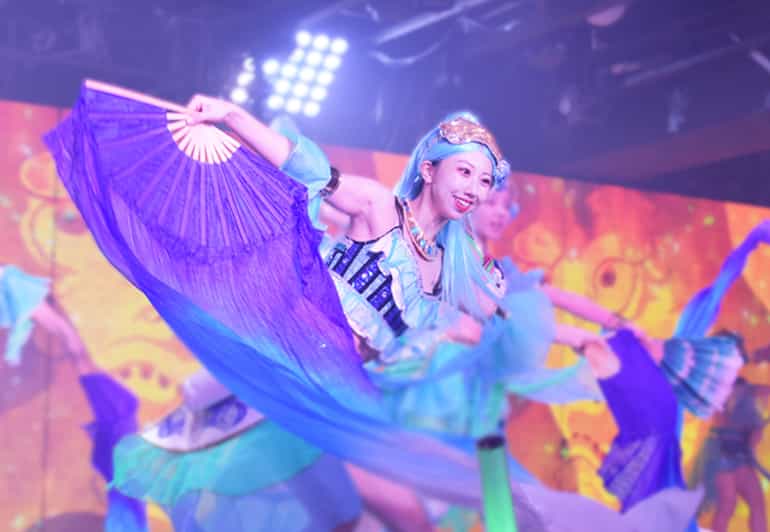 Samurai Restaurant & 1 Way Door to Door Transfer From Hotel - Samurai Show Experience