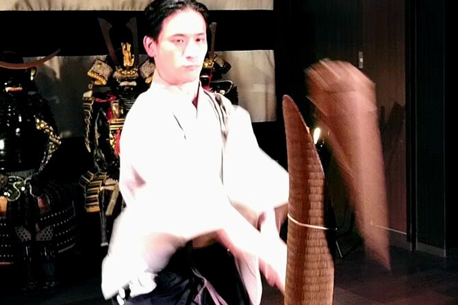 Samurai Sword Cutting Experience Tokyo - The Practice of Cutting Makiwara