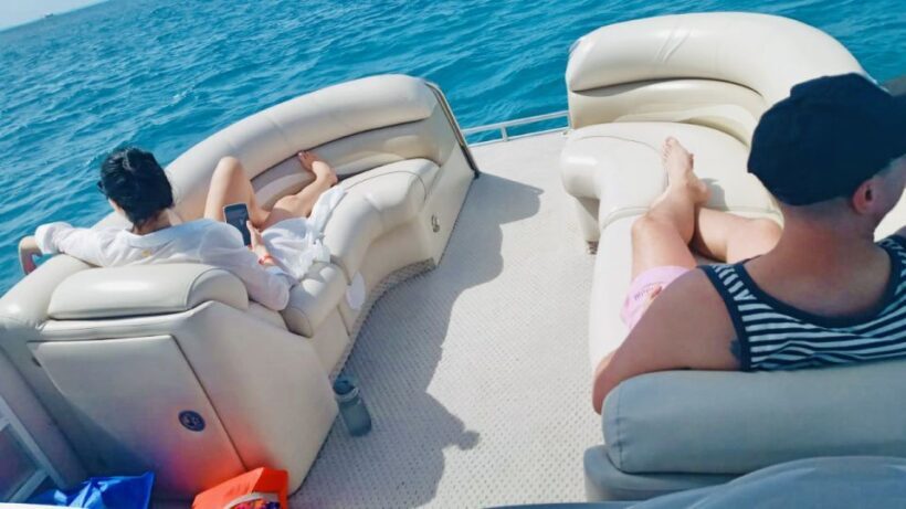 San Andres: Private Boat Trip with Aquarium and Beach Stops - A closer look at this boat tour experience