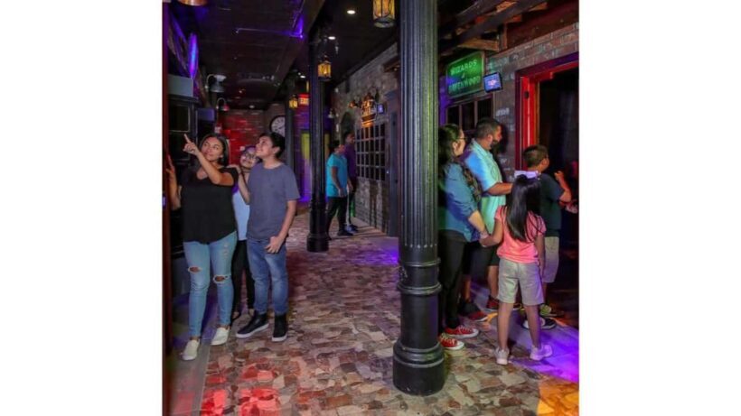 San Antonio: Mirror Maze and Escape Room Ticket - Key Points