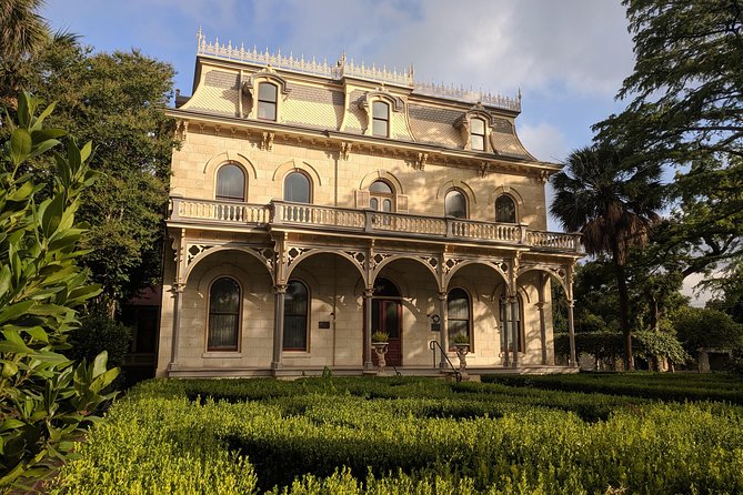 San Antonio Missions Tour With Downtown Hotel Pick up - Exploring the King William Historic District and Market Square