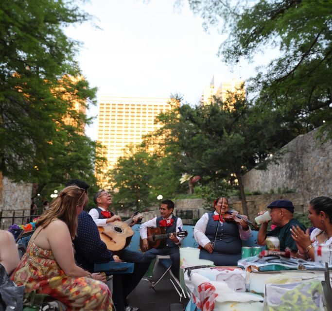 San Antonio: River Walk Cruise Ticket - Key Points