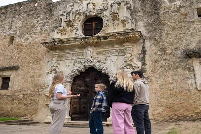 San Antonio Small Group Walking Tour with Riverwalk Boat Cruise - Breaking Down the Itinerary: What to Expect