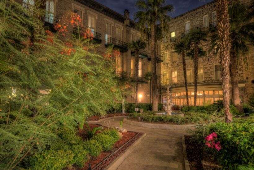 San Antonio: The Madames and Mayhem Ghost Tour - What Could Be Improved