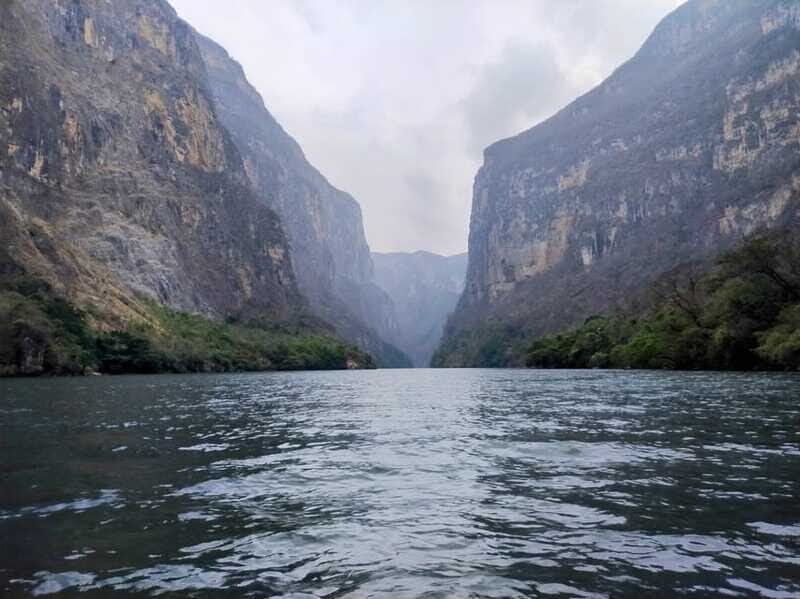 San Cristobal: Sumidero Canyon and Botanero Restaurant Tour - Key Points