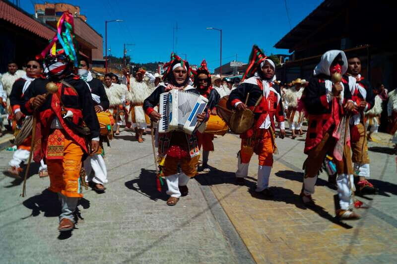 San Cristobal: Zinacantan and San Juan Chamula Tour - The Sum Up