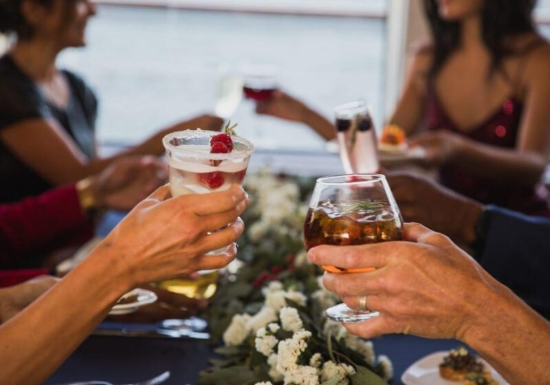 San Diego: Buffet Dinner Cruise with Drinks - Who Should Consider This Cruise?