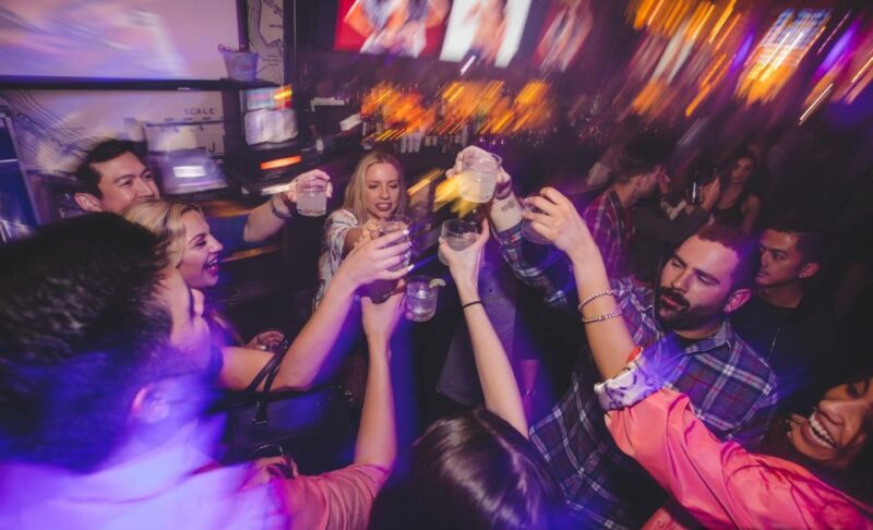 San Diego: Club Crawl - Guided Tours of the Venues