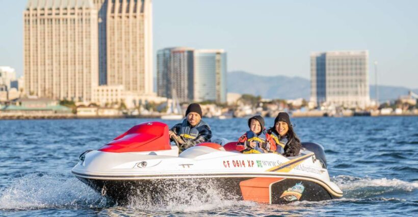 San Diego: Drive Your Own Speed Boat 2-Hour Tour - An In-Depth Look at the Experience