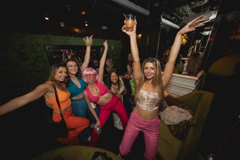 San Diego: Gaslamp Quarter Drink, Mingle & Dance Club Tour - A Detailed Look at the Itinerary