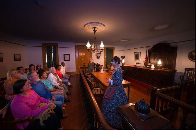 San Diego Ghosts and Gravestones: A Haunted Trolley Tour - An In-Depth Look at the Haunted Trolley Tour