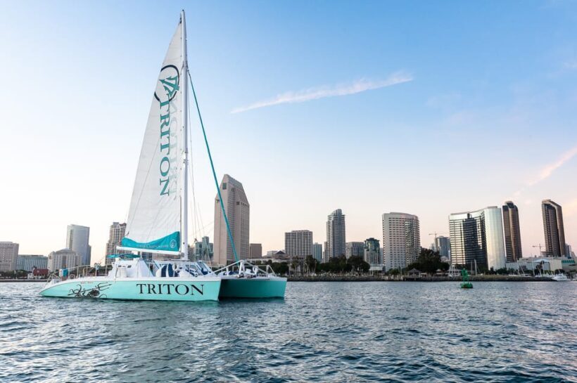 San Diego Harbor Cruise: 2.5 hour Catamaran Cruise - Onboard Comfort and Amenities