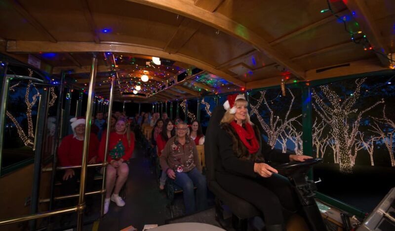 San Diego: Holiday Lights and Sights Trolley Tour - FAQ
