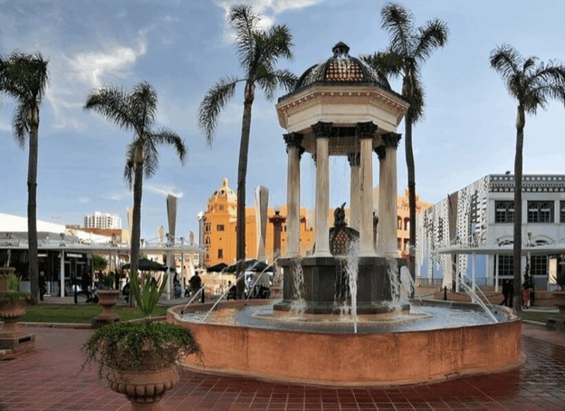 San Diego : Must-See Attractions Walking Tour With A Guide - Practical Details and Tips