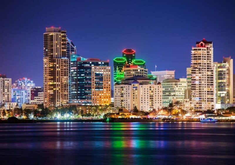 San Diego: New Year's Eve Gourmet Brunch or Dinner Cruise - Practical Tips for Making the Most of Your Cruise