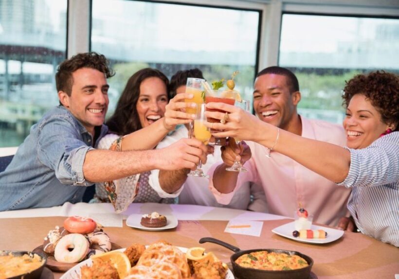 San Diego: Thanksgiving Day Buffet Brunch or Dinner Cruise - An In-Depth Look at the Experience