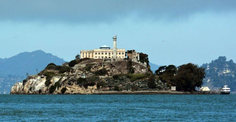 San Francisco: Alcatraz Island & Bike Rental - The Experience in Detail