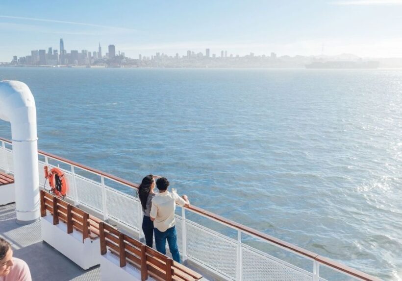 San Francisco: Christmas Day Buffet Brunch or Dinner Cruise - The Sum Up