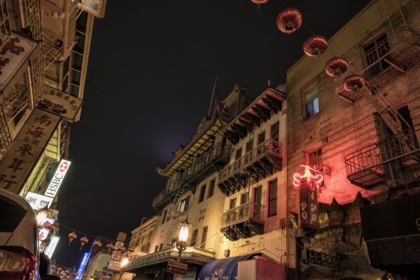 San Francisco: Ghosts, Boos and Booze Haunted Pub Crawl - Frequently Asked Questions