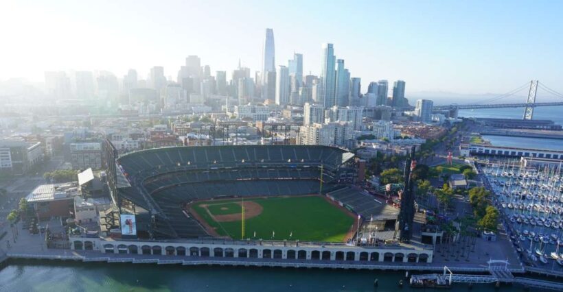 San Francisco: Giants Oracle Park Ballpark Tour - The Guides & Their Role