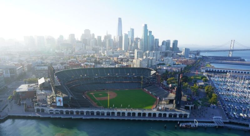 San Francisco: Giants Oracle Park Ballpark Tour - Key Points