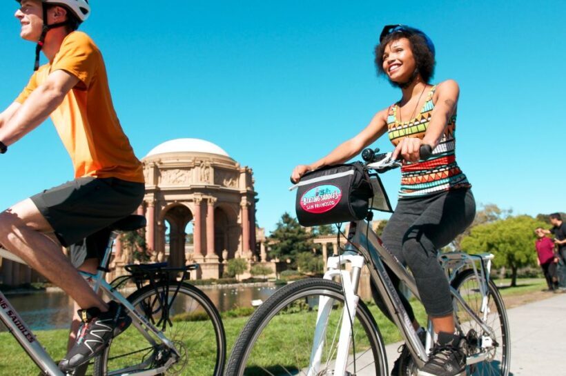 San Francisco: Golden Gate Bridge to Sausalito Bike Tour - Guides and Group Size