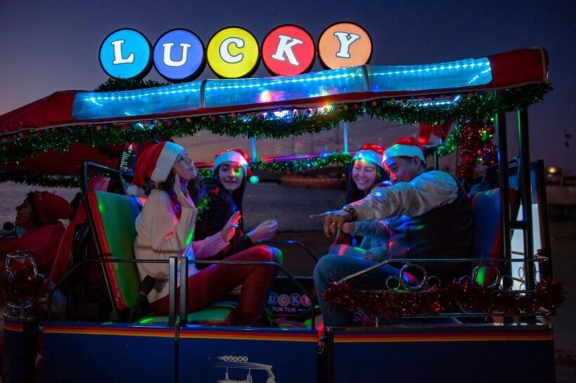 San Francisco: Holiday Lights and Sights Tour on a Tuk-Tuk - Practical Tips for Your Tour