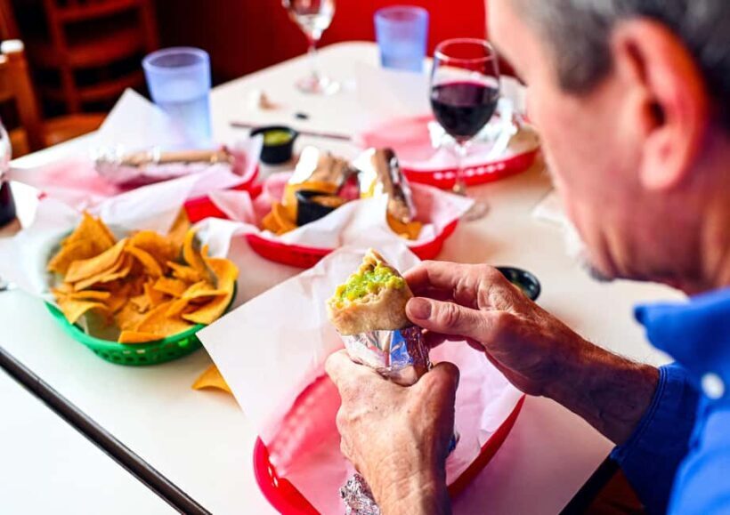 San Francisco: Mission District Food Tour with 6 Tastings - Cultural and Historical Insights