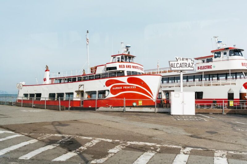 San Francisco: Movie Filming Locations Bus Tour - FAQs