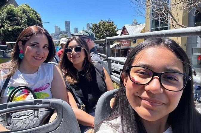 San Francisco: Shared Deluxe Bus sightseeing Tour with 20 Stops - The Sum Up
