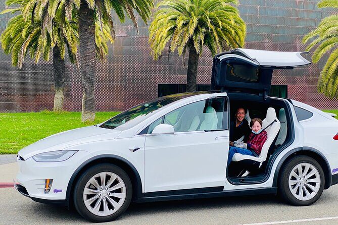 San Francisco Top Sights Private Tour with a Luxury Tesla - FAQ