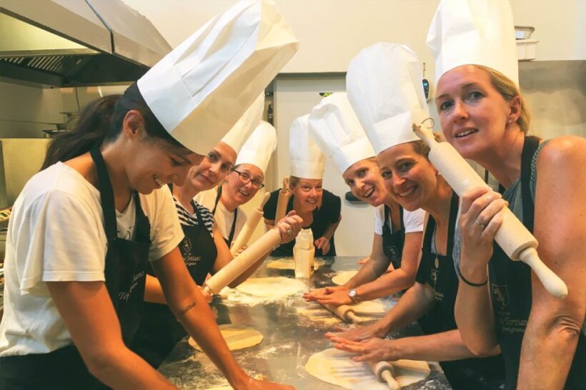 San Gimignano: 2-Hour Pizza Class & Wine Tasting - An Authentic Taste of Tuscany in San Gimignano