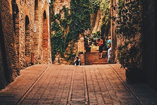 San Gimignano and Volterra Tour by Private Luxury Van - Practical Details and What to Expect