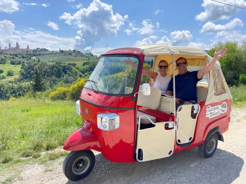 San Gimignano: Chianti Hills Tuk-Tuk Tour for 2 - The Sum Up