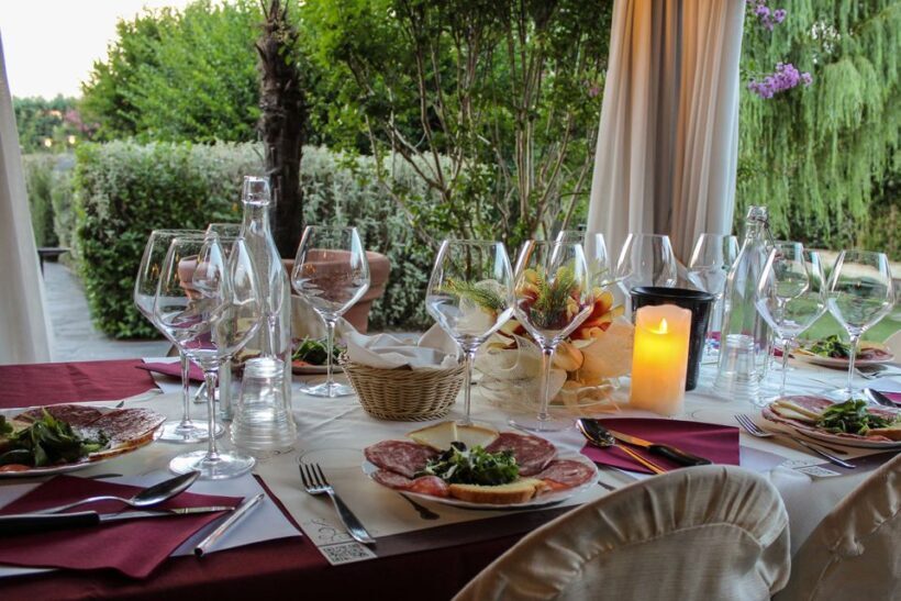 San Gimignano: Lunch or Dinner at a Winery with Wine Tasting - Key Points