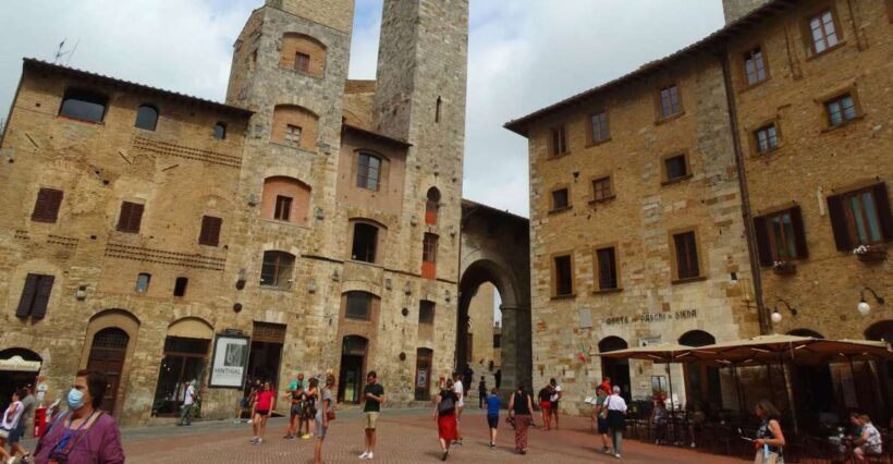 San Gimignano private guide: Manhattan of the Middle Ages - Discovering San Gimignano: An In-Depth Look