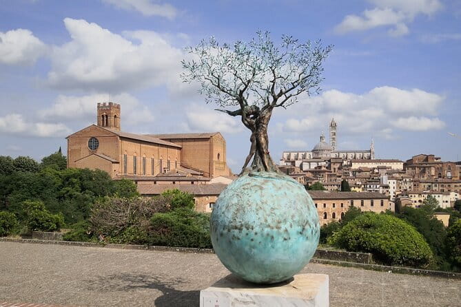San Gimignano & Siena Chianti Winery full experience included - Key Points